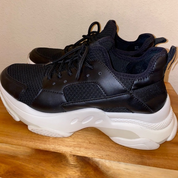 Steve Madden | Shoes | Steve Madden Arelle Chunky Sneaker | Poshmark